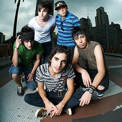 Leia,reflita e tira a conclusão: Bandas coloridas